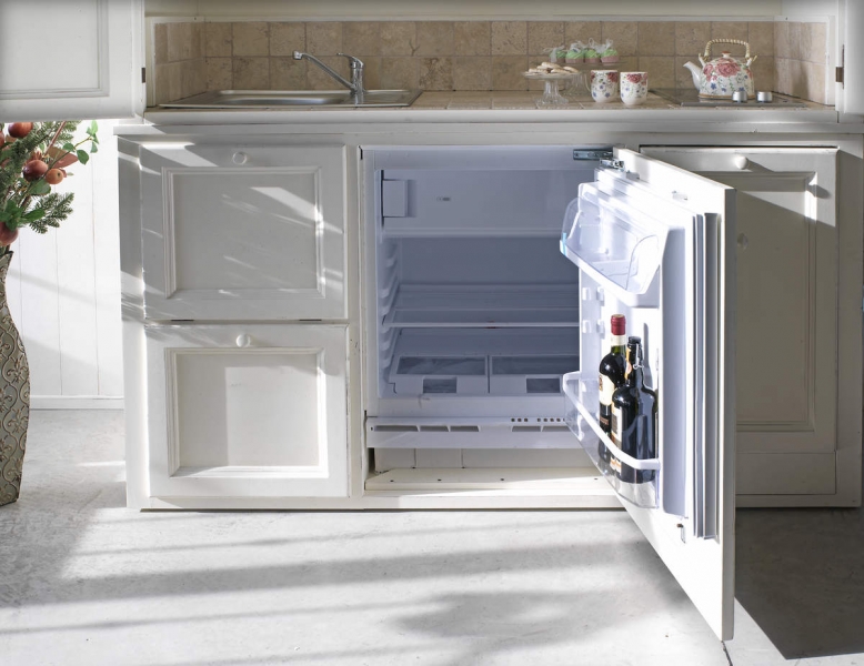 Creazione di Mini Cucine a Scomparsa su Misura